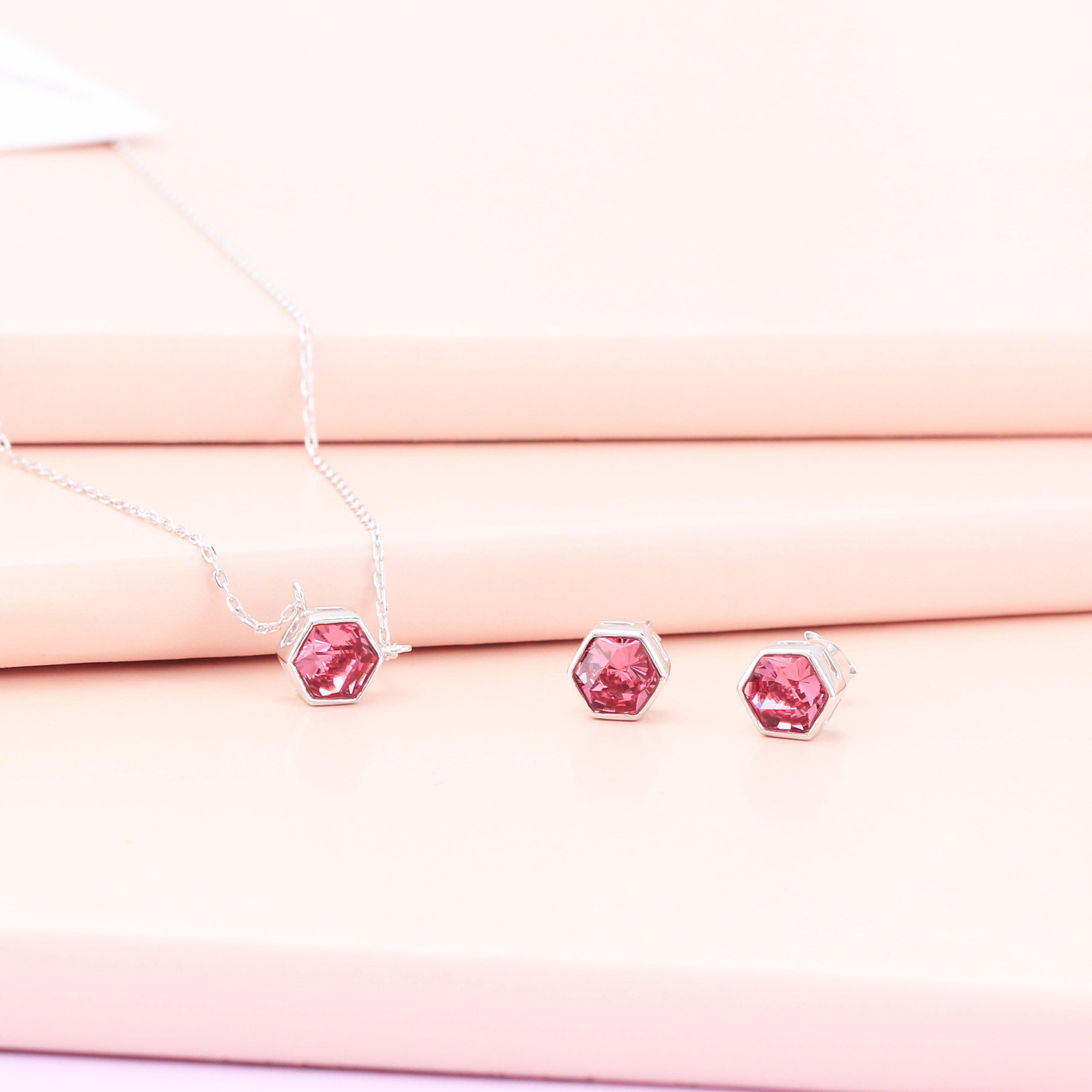 Swarovski Chain And Stud – The Velli Shop