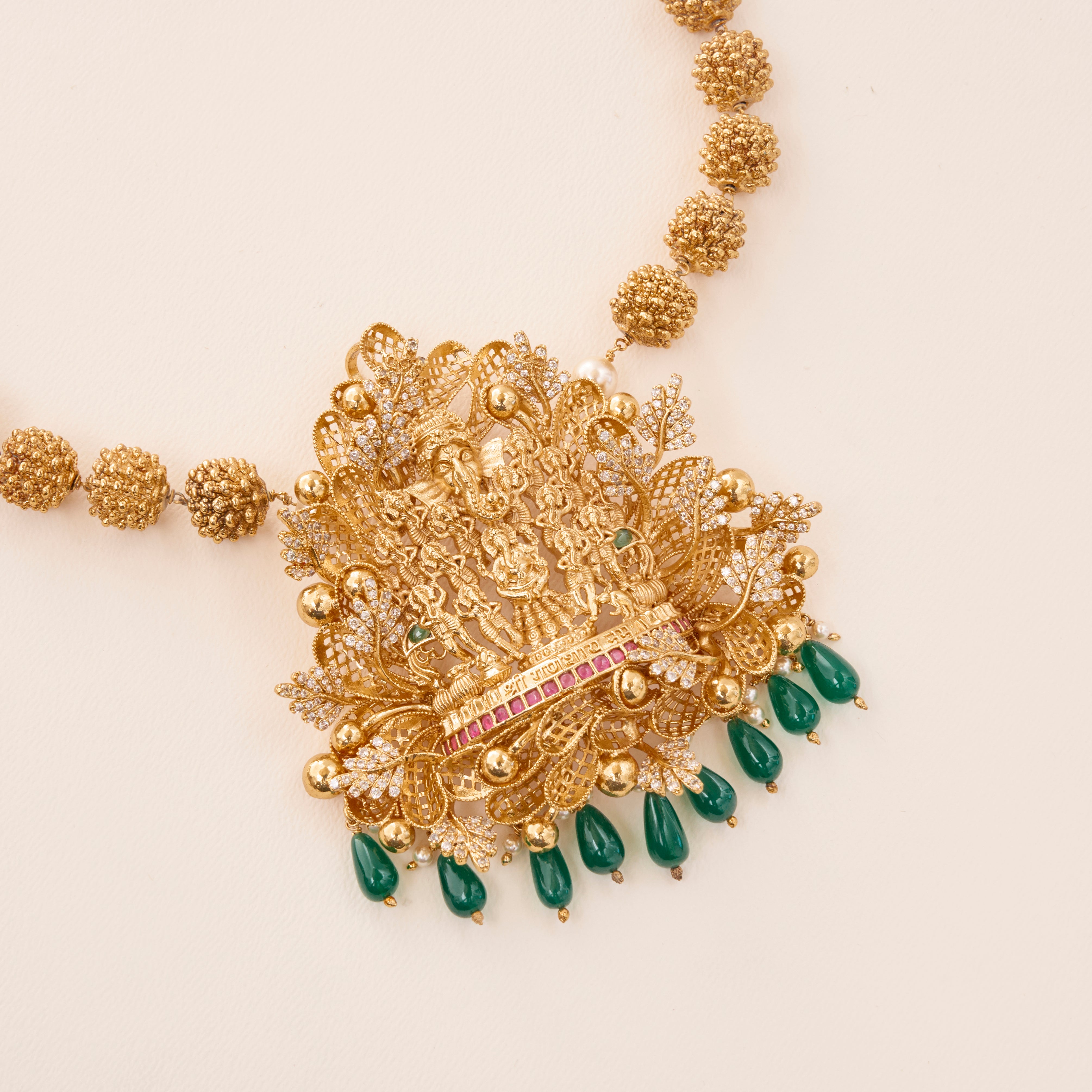 Bead Chain With Green-White Ganesha Big Pendant With Chain – The Velli Shop